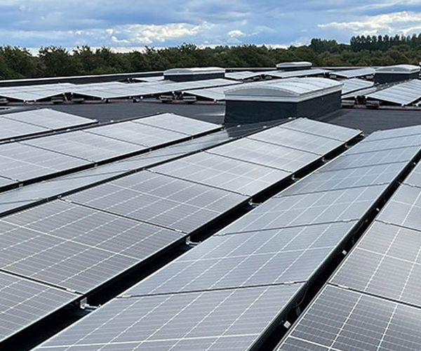 Din partner inden for solceller og tilbehør